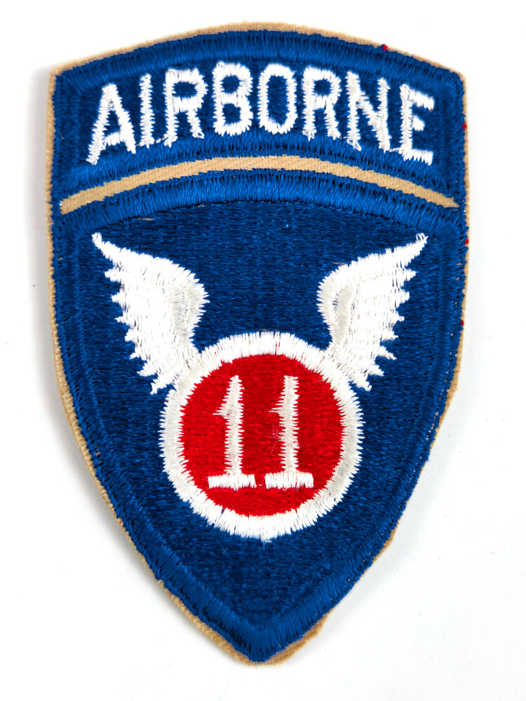 U.S. WWII , shoulder patch 11th Airborne, 45,00