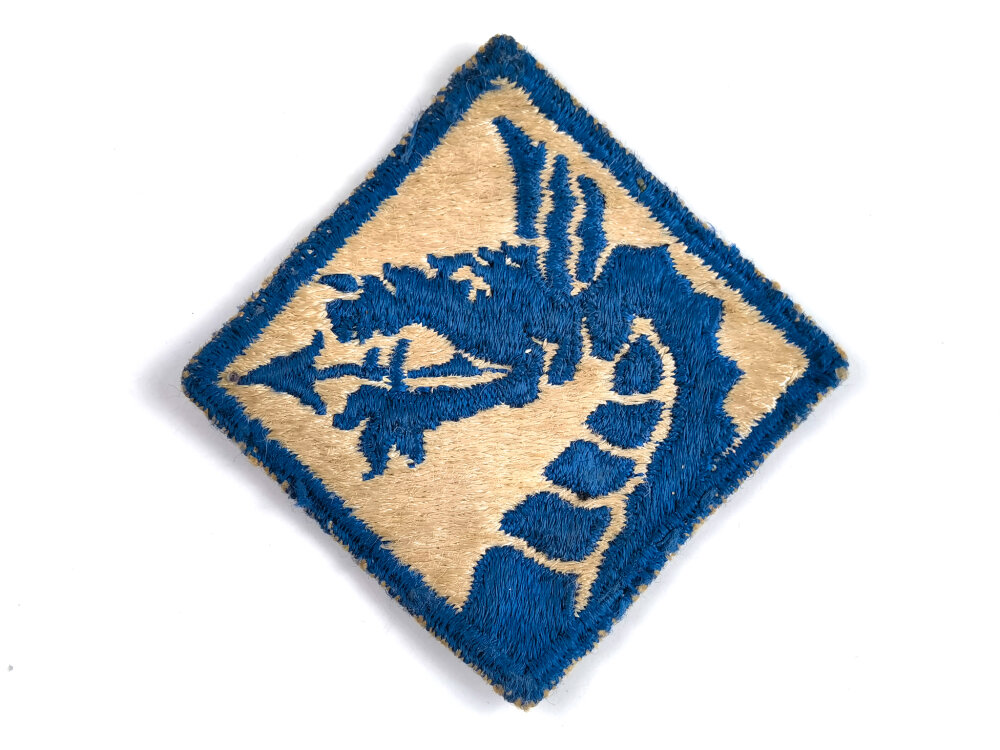 U.S. WWII , shoulder patch 18th Corps, 20,00