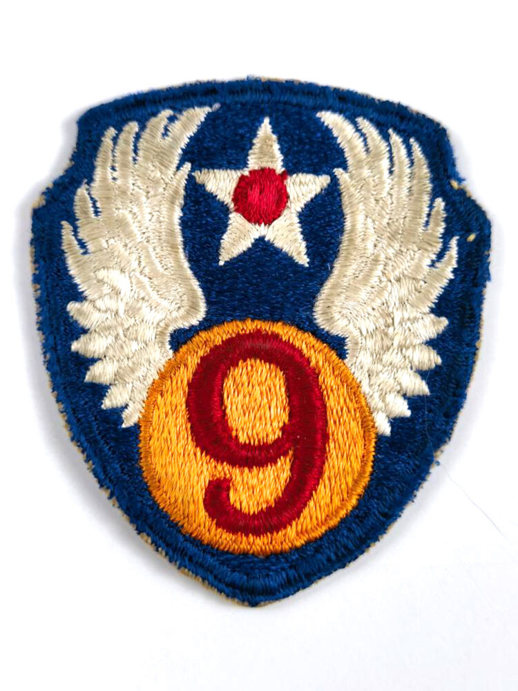 U.S. WWII , shoulder patch ninth Air Force, 35,00