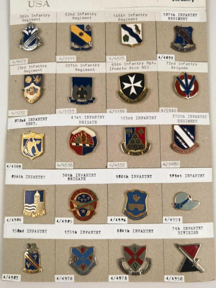 U S Army Unit Crest Collection 20 X Infantry 120 00