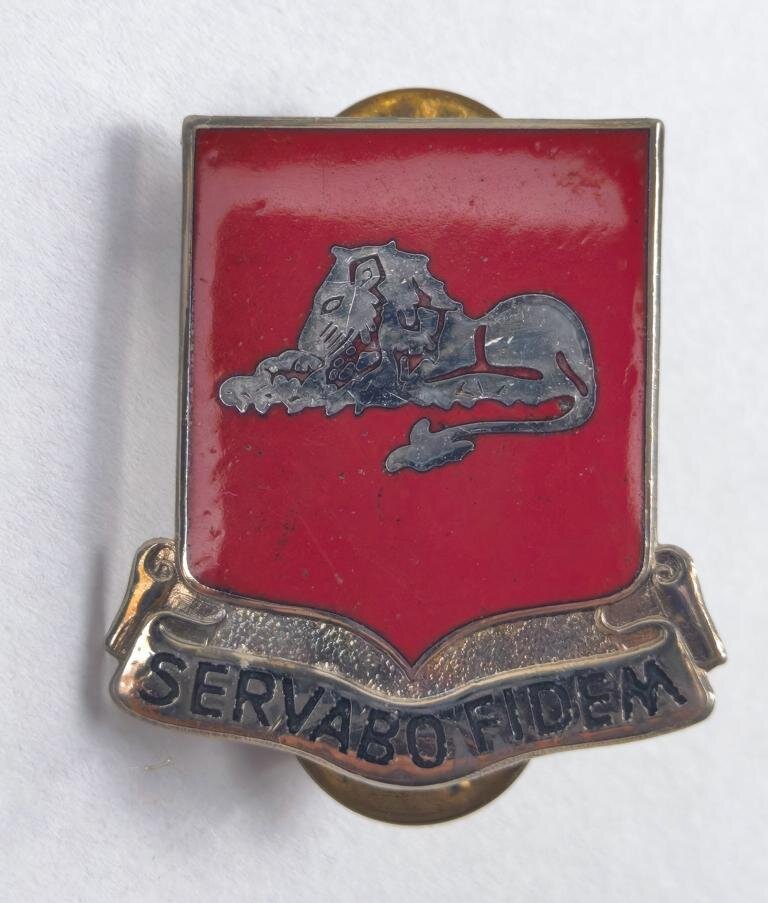 U.S. Army Unit Crest "33rd Field Artillery", 12,00