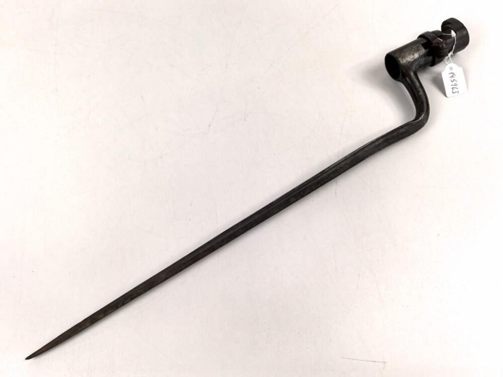 Frankreich, Dillenbajonett, Modell 1777 , Gesamtlänge 46 cm , Innendu