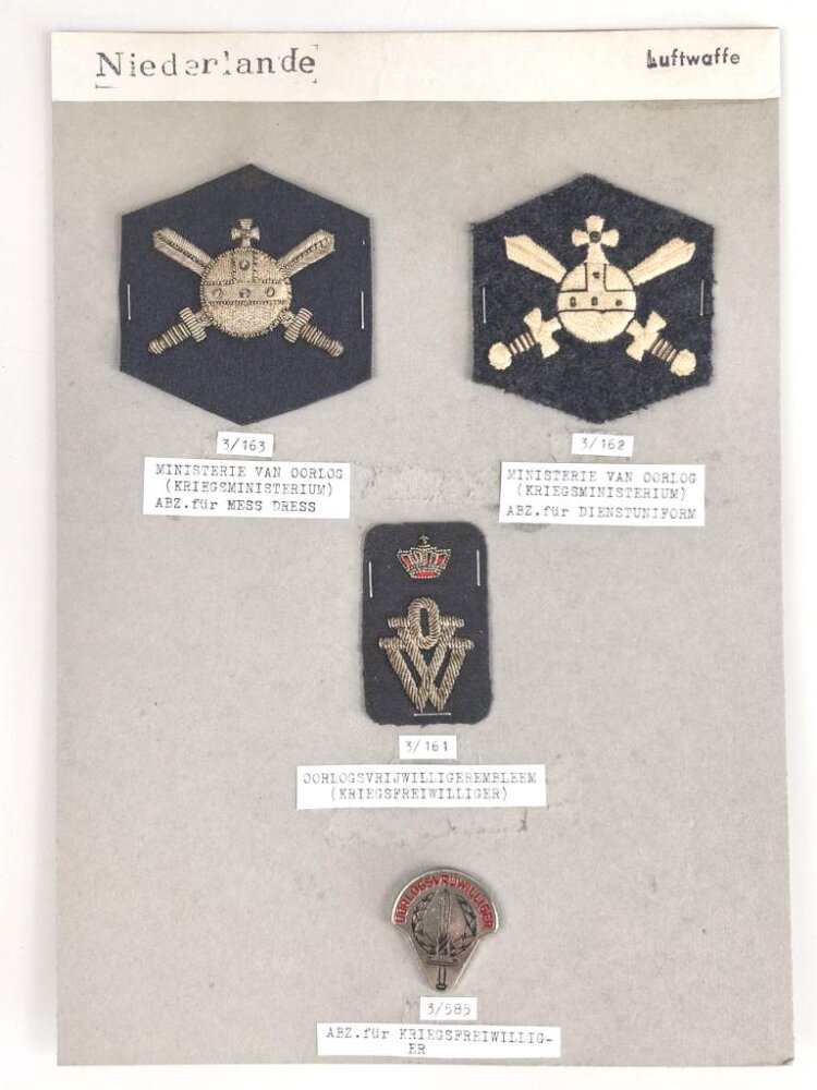 Niederlande, Sammlung verschiedener Abzeichen der Luftwaffe, 45,00
