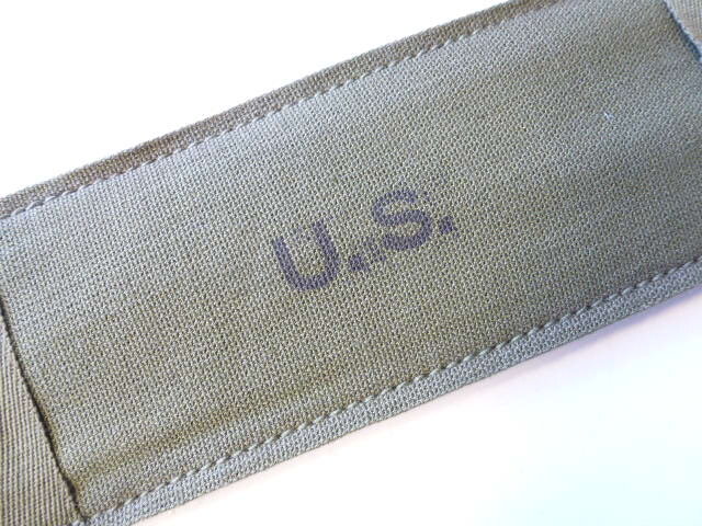 U.S. Army WWII, Shoulder pad , 1945 dated, khaki-OD, 15,00