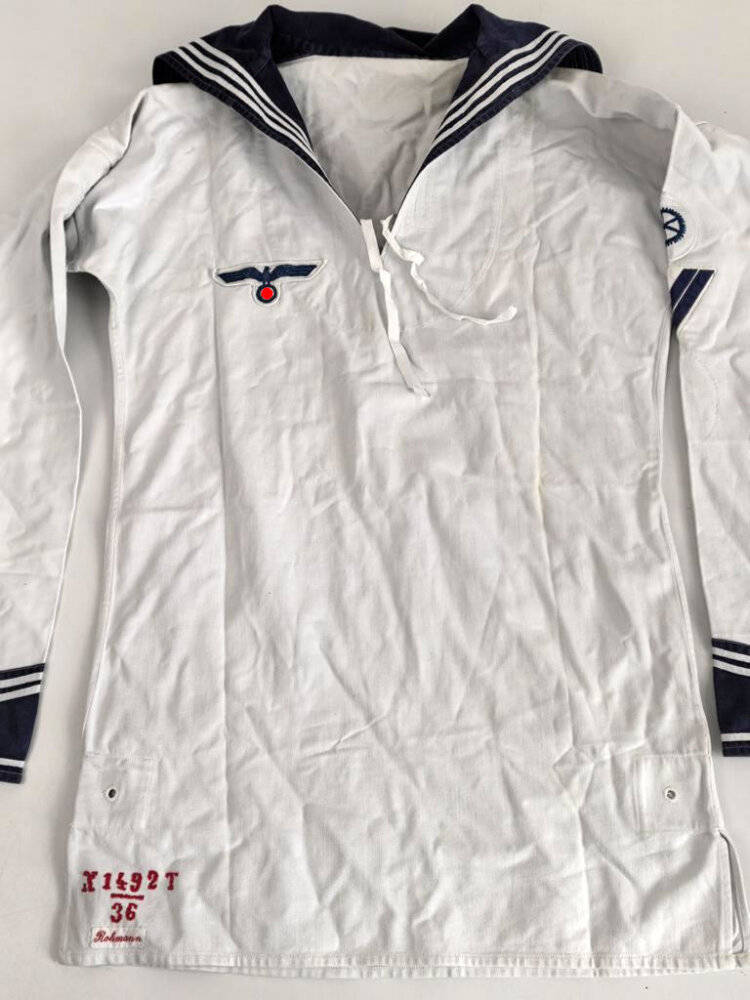 Kriegsmarine, weisses Hemd für Mannschaften. Adler original vernäht,