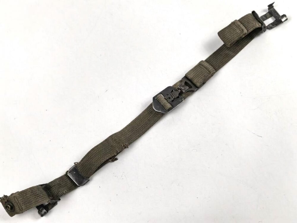 U.S. Army, Paratrooper M1 steel helmet chin strap, 45,00