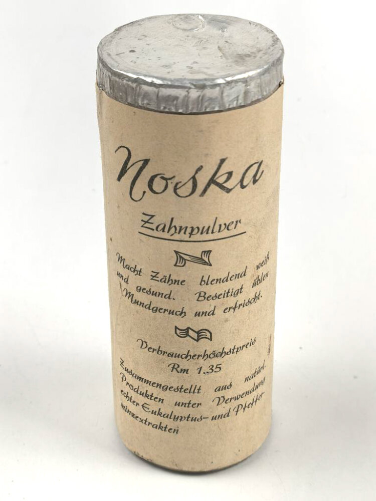 Pack " Noska Zahnpulver" Die Packung am Boden markiert cuy44. Ungeöff
