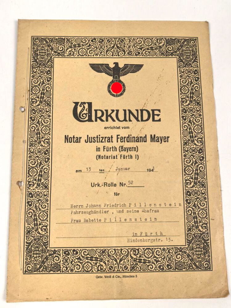 Urkunde von einem Notar an einen Fahrzeughändler und seine Ehefrau au ...