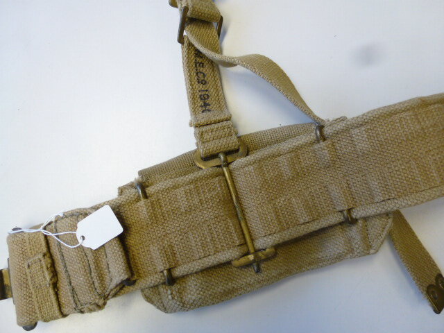 British 1940 dated P37 equipment web set, 185,00