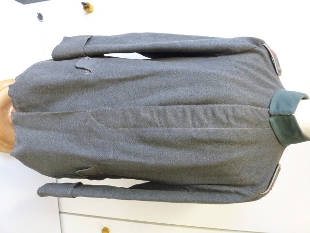 1.Weltkrieg, Feldbluse M15 Kammerstück, wohl bei der Reichswehr weite