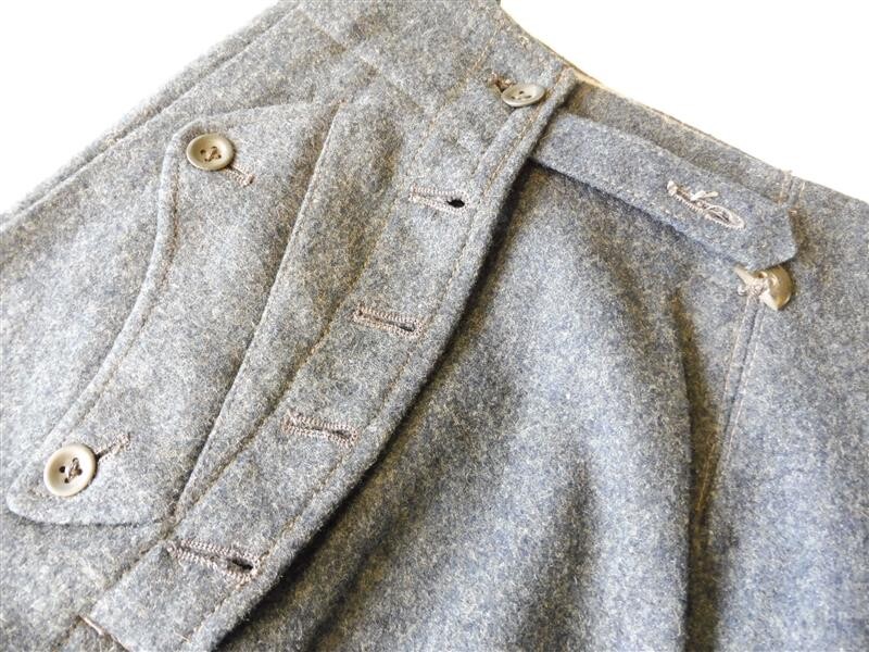 Luftwaffe, Hose für eine Flakhelferin in neuwertigem Zustand, Kammers