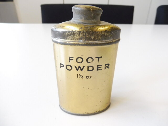 U.S. Army 1940 dated Foot Powder, 15,00