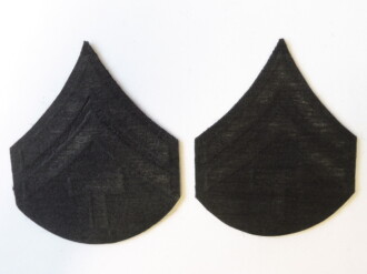 Technician 5th Grade Wool Rank Chevrons (pair), At the Front, 12,00
