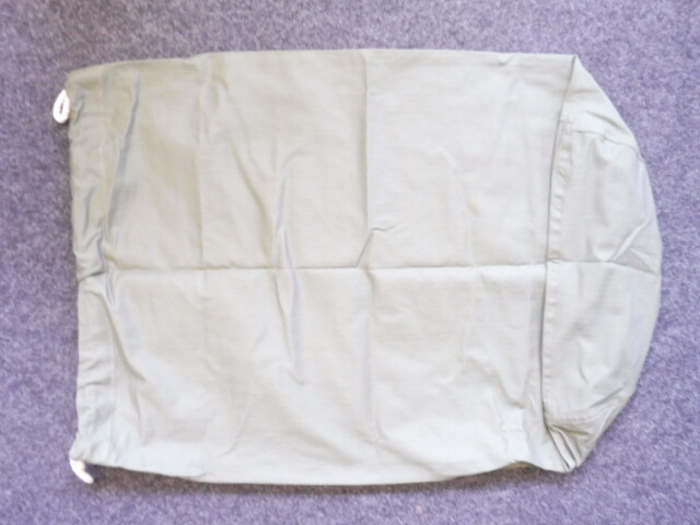 Barracks Bag, At the Front, 29,24