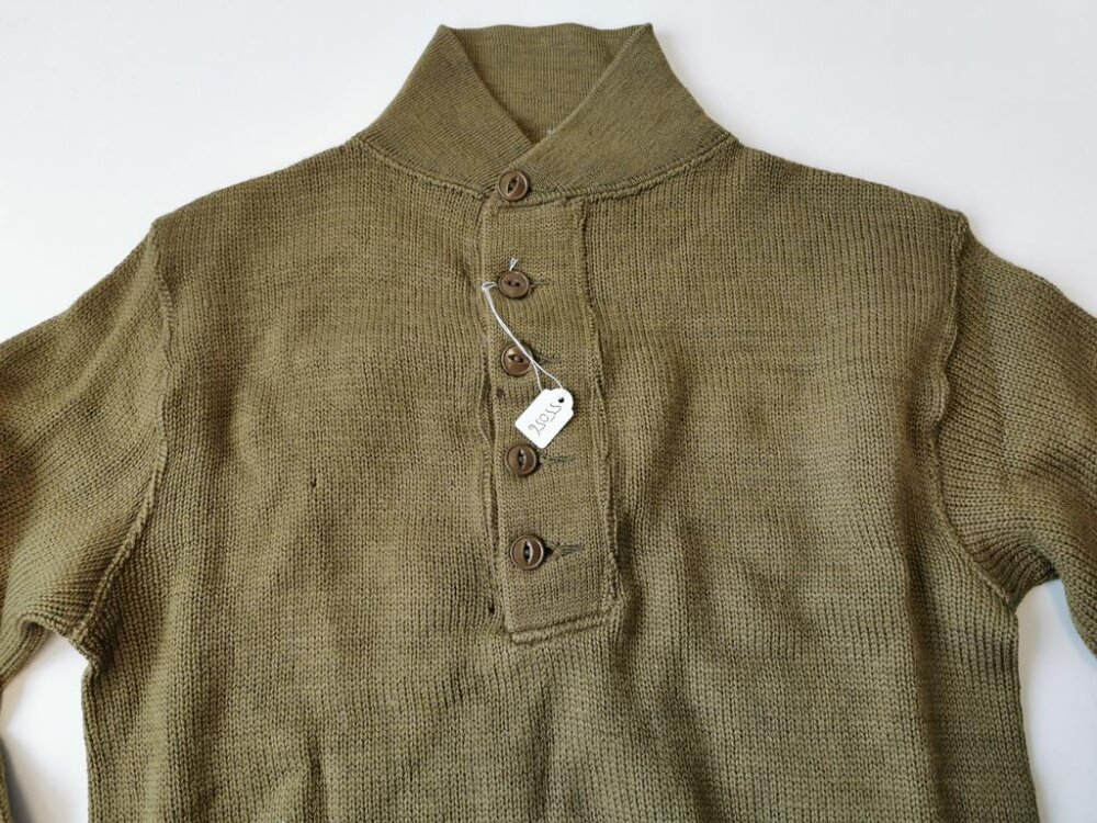 U.S. Army WWII, sweater, high neck , good condition, 150,00