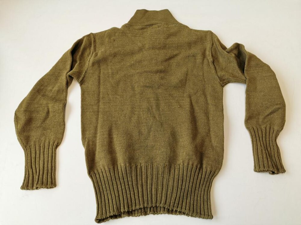 U.S. Army WWII, sweater, high neck , good condition, 150,00