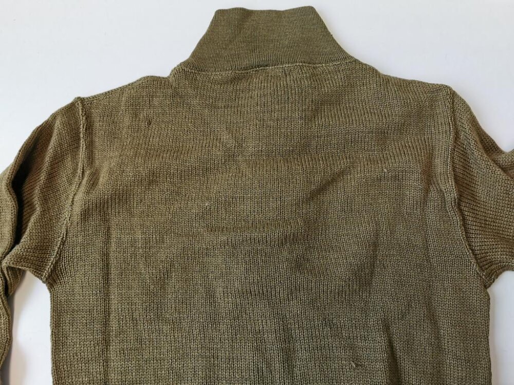U.S. Army WWII, sweater, high neck , good condition, 150,00