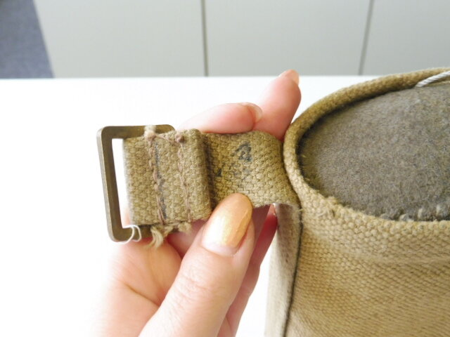 British WWII sleeve pattern water bottle, 40,00