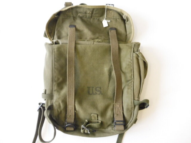 U.S. 1945 dated field pack, combat, 85,00