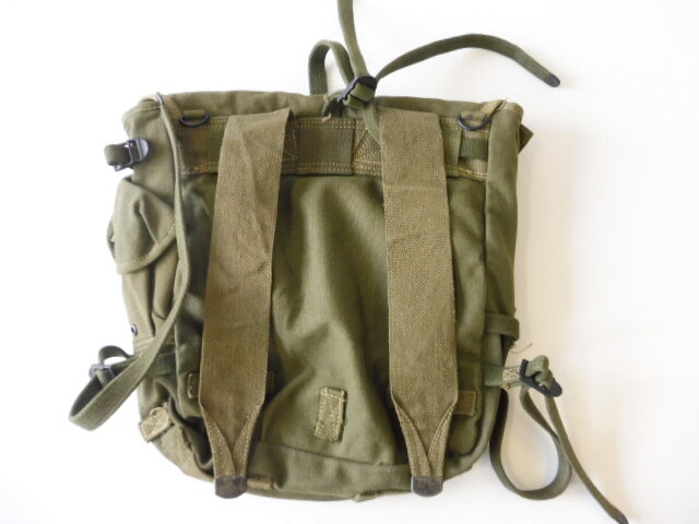 U.S. 1945 dated field pack, combat, 85,00