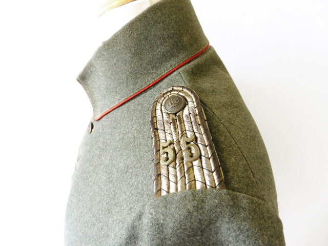 Feldgrauer Waffenrock M10 eines Angehörigen im Infanterie-Regiment Nr