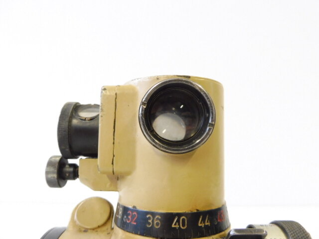MG Zieloptik MGZ34 im Transportkasten. Beides überlackiert. Optik vol ...