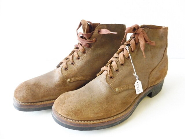 U.S. WWII, Service shoes, reverse upper, size 9 1/2, unused, 500,00