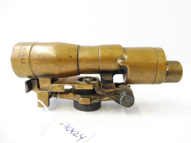 U.S.WWII M38A2 Sherman Tank Telescope Scope, good optics but not clea