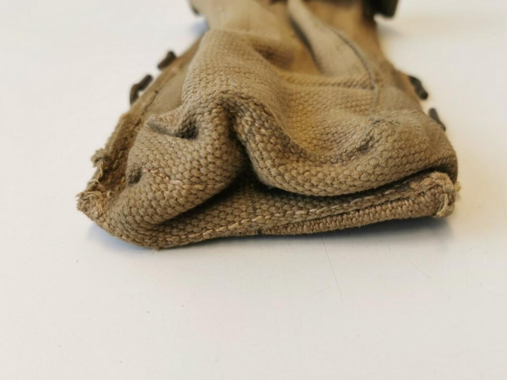 British 1942 dated Sten gun pouch, converted from Lancaster magazine
