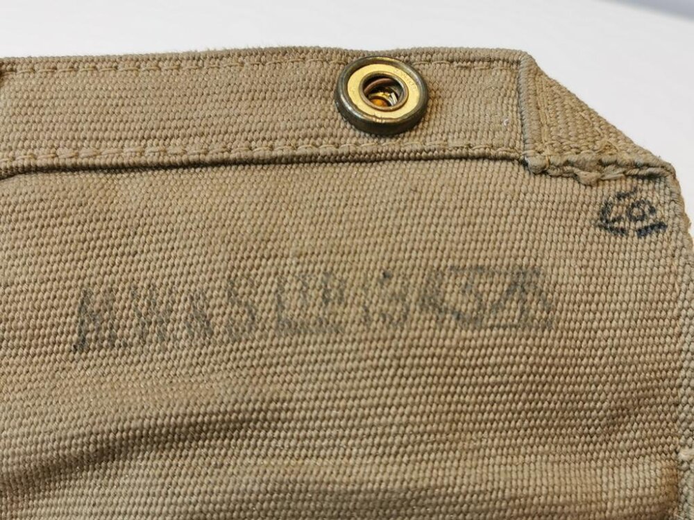 British Pattern 37 Webley pistol holster dated 1943, 46,16