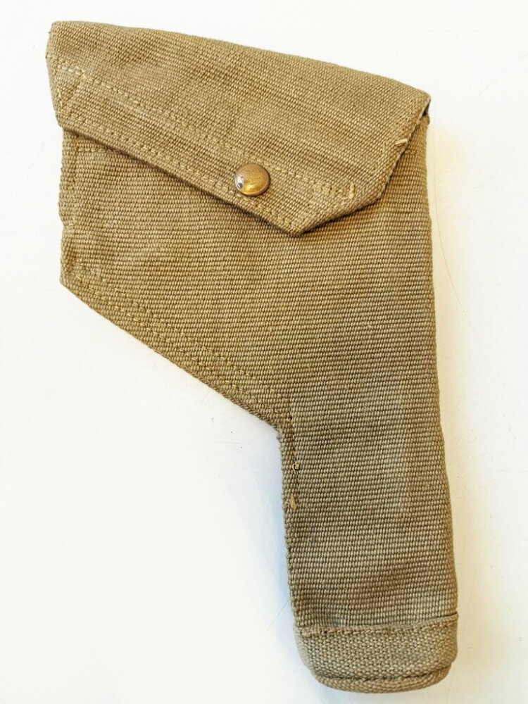 British Pattern 37 Webley pistol holster dated 1942, 51,29