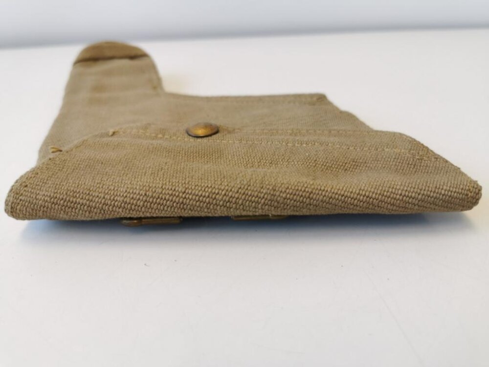 British Pattern 37 Webley pistol holster dated 1942, 51,29