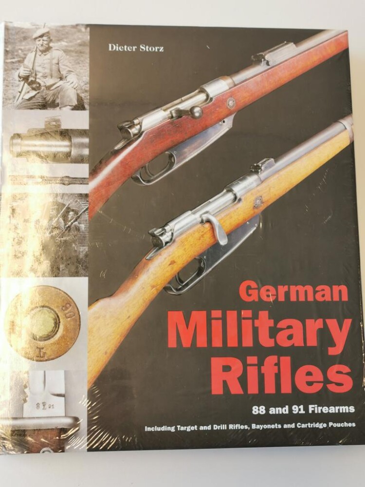German Military Rifles - 88 and 91 Firearms, 400 Seiten, original ver