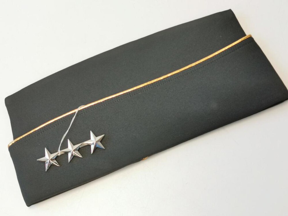 U.S. Army three star General garrison cap. Size 7 1/2, 50,00