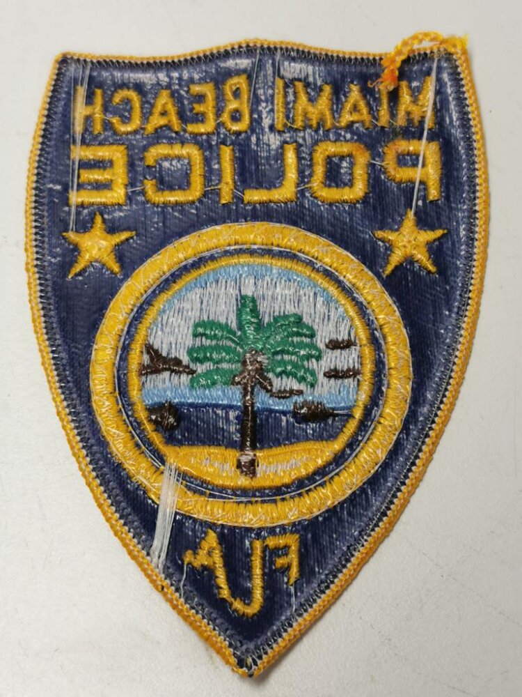 U.S. " Miami Beach Police " shoulder patch, unused, 20,00