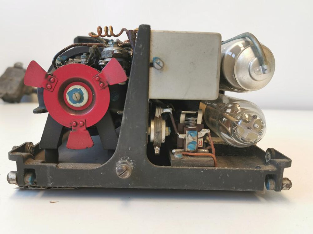 Luftwaffe Umformer U.8 Einanker-Umformer für Anodenspannung der Empfä