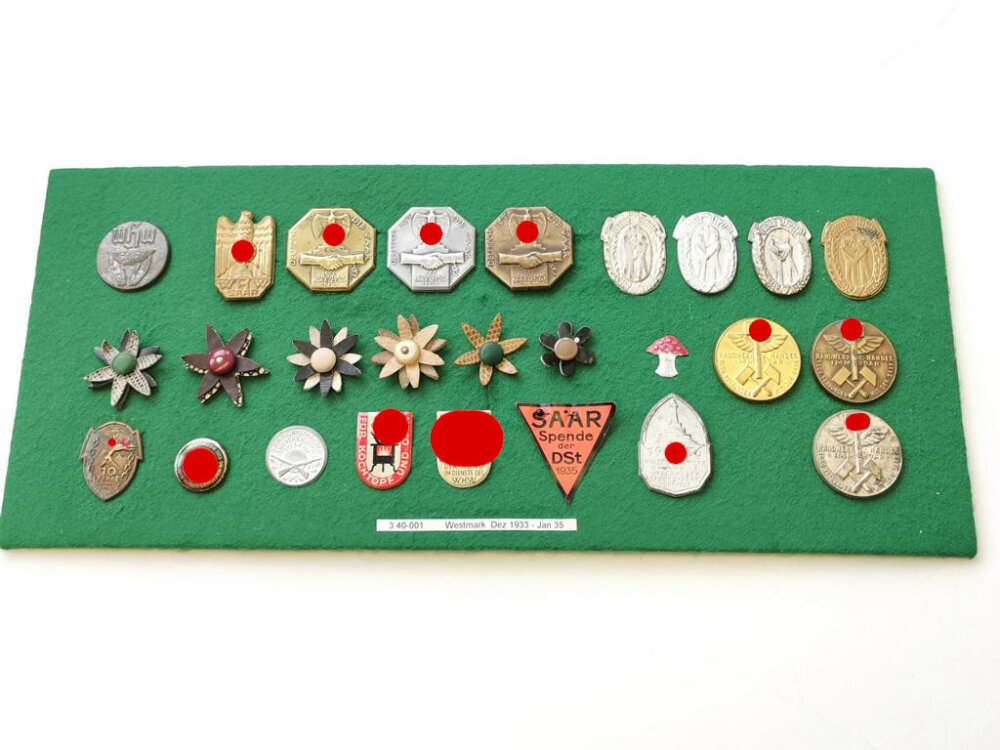 Winterhilfswerk Gau Westmark, Sammlung von Abzeichen, die Nadeln sind