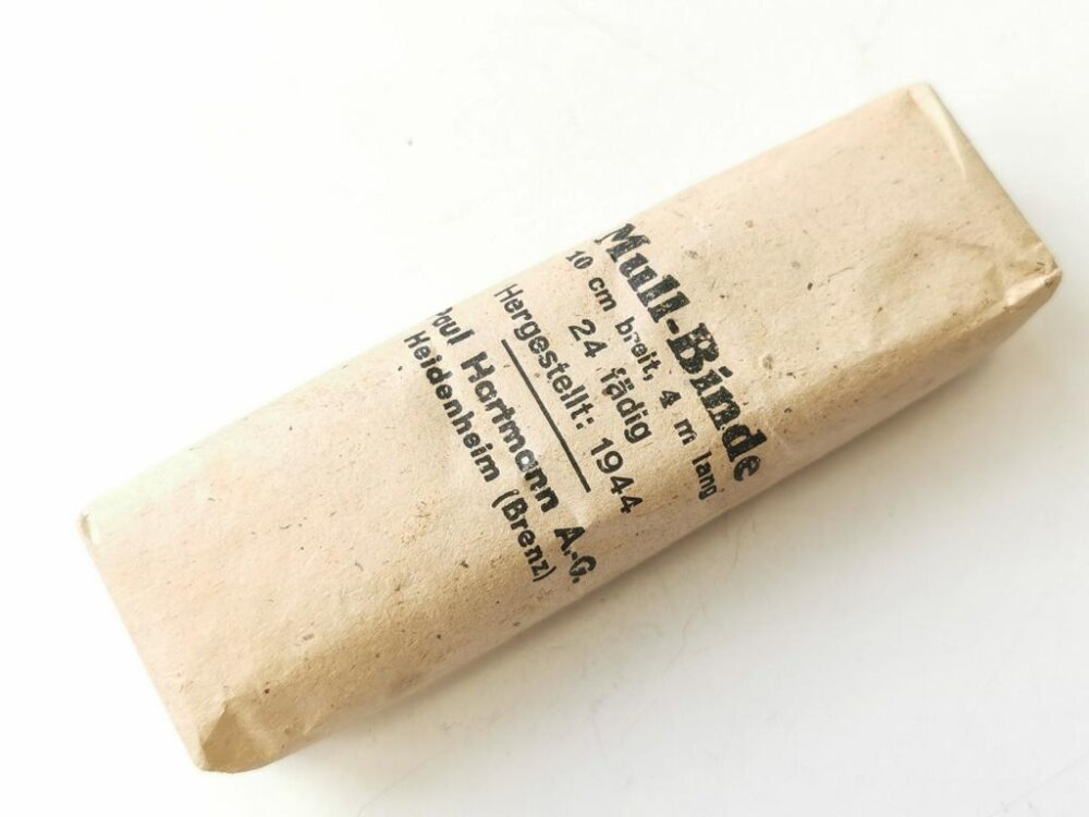 Mullbinde datiert 1944, 20,00