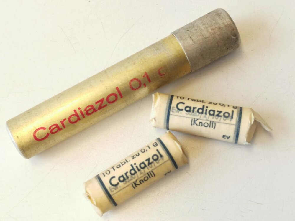 Aluminiumbehälter Cardiazol 0,1g Wehrmacht, nur zur DEKORATION, 45,00