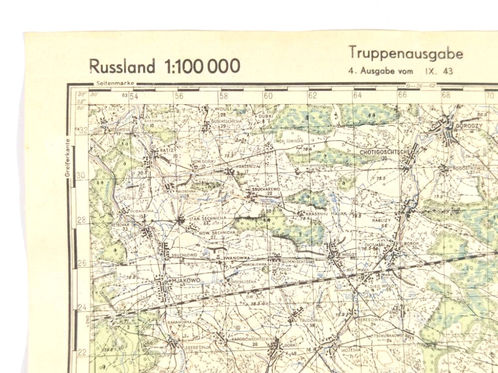 Truppenkarte Rußland 1:100.000 "Gorodzy" datiert 1943, Maße 35 x 45cm