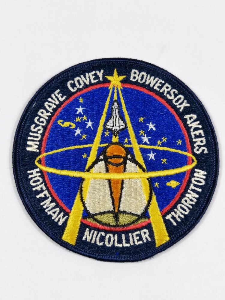 U.S. NASA, Patch, Space Shuttle Mission STS-61 Endeavour OV-105, "Mus