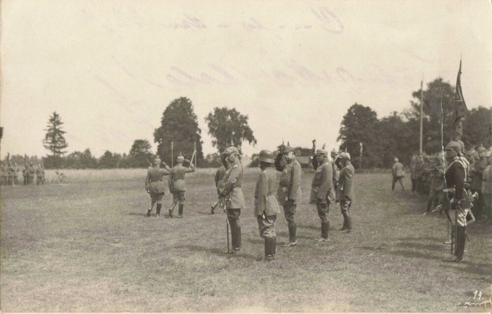 Foto Kaiser Wilhelm II. mit Schutzbrille, Kaiserparade in Krewo 1917,